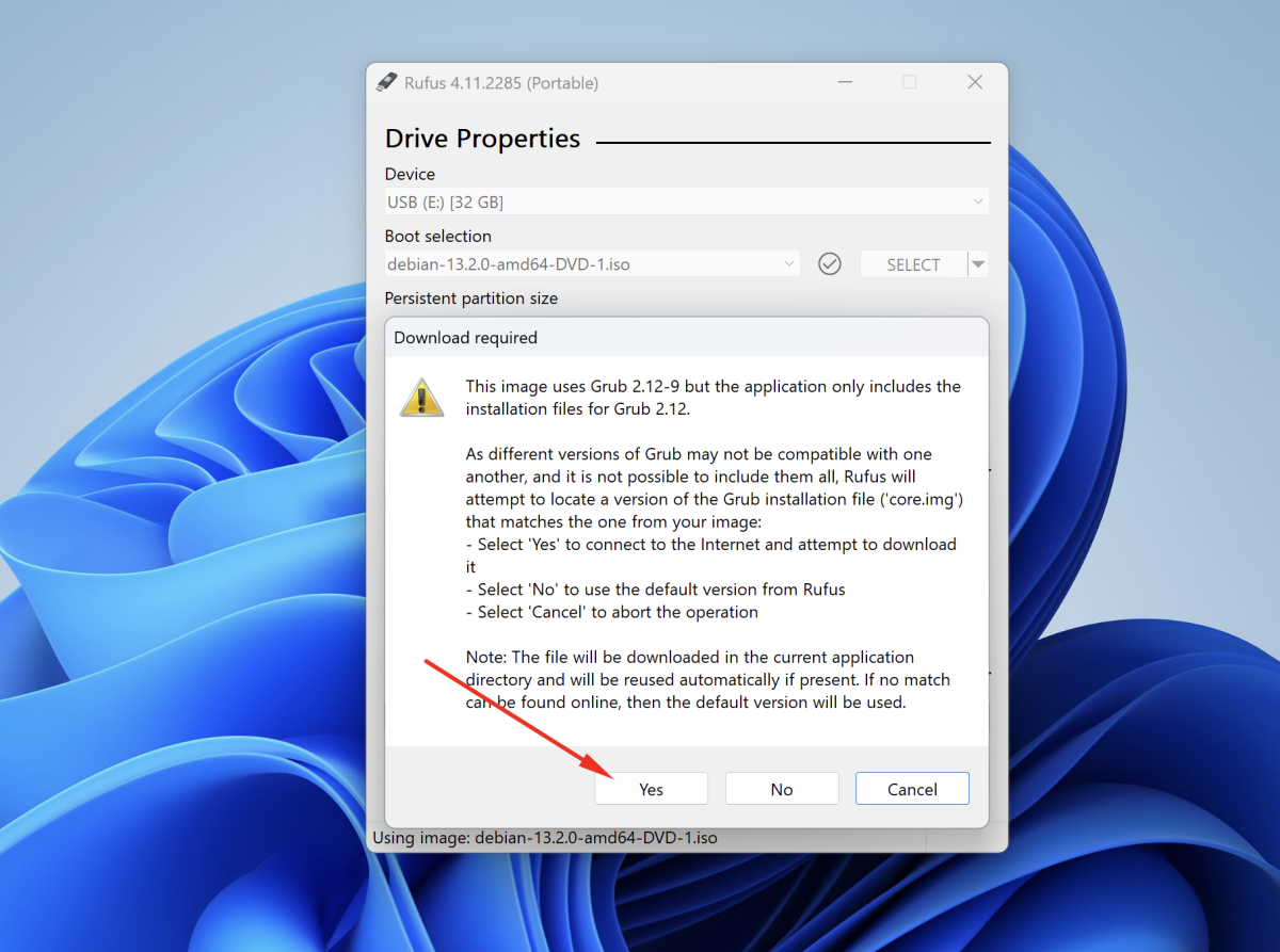How to Create Bootable USB Installer for Debian 13 - Devtutorial